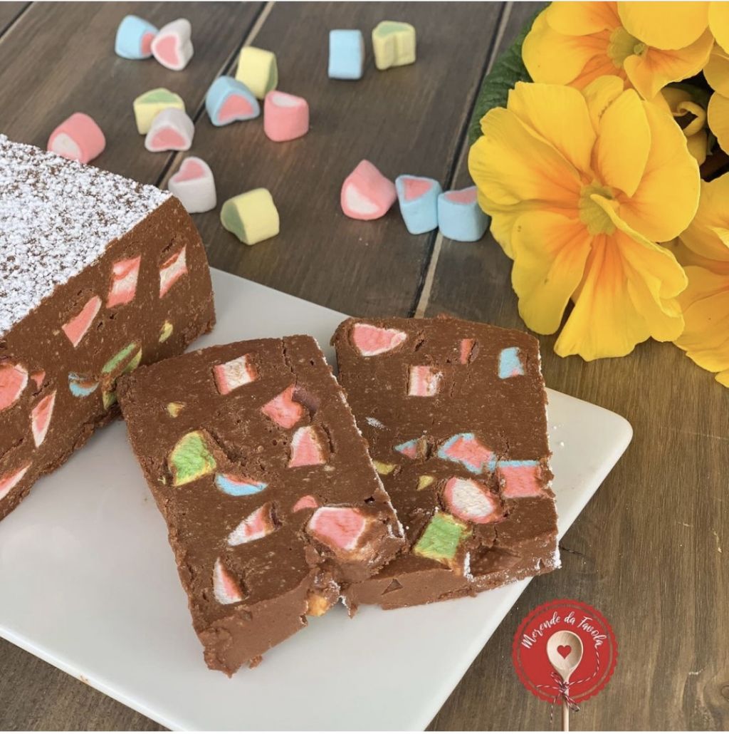 Mattonella al cioccolato e marshmallow - Merende da favola